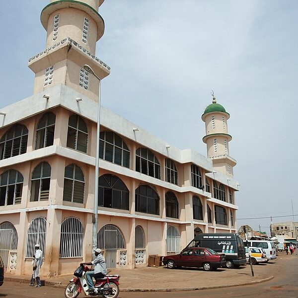 Tema - capital city, languages, geography, land border and much more ...
